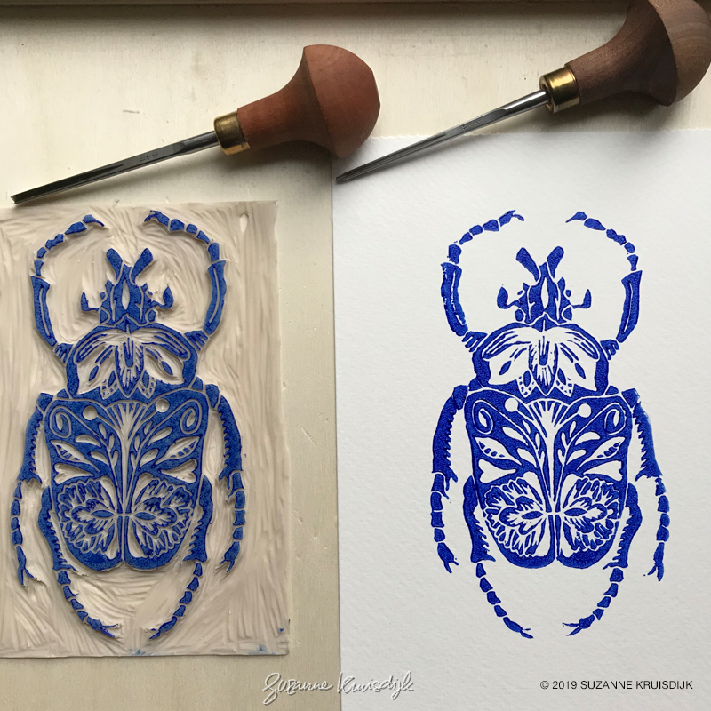 Beetle lino print blue – Suzanne Kruisdijk